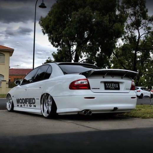 VX Holden – Drift and drag developments